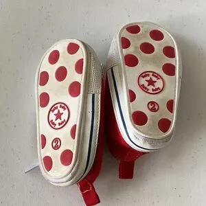 The Unbranded Brand | Shoes | Baby Converse Kids Red And White Sneakers ...